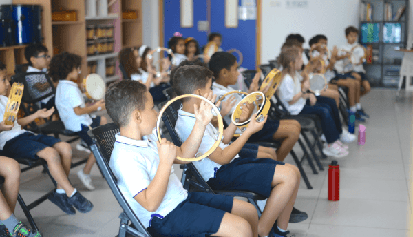 S'inscrire à l'établissement | Lycée Français Bilingue International ICE